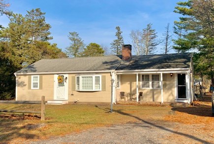 Marstons Mills Cape Cod | Guide on where to stay and play