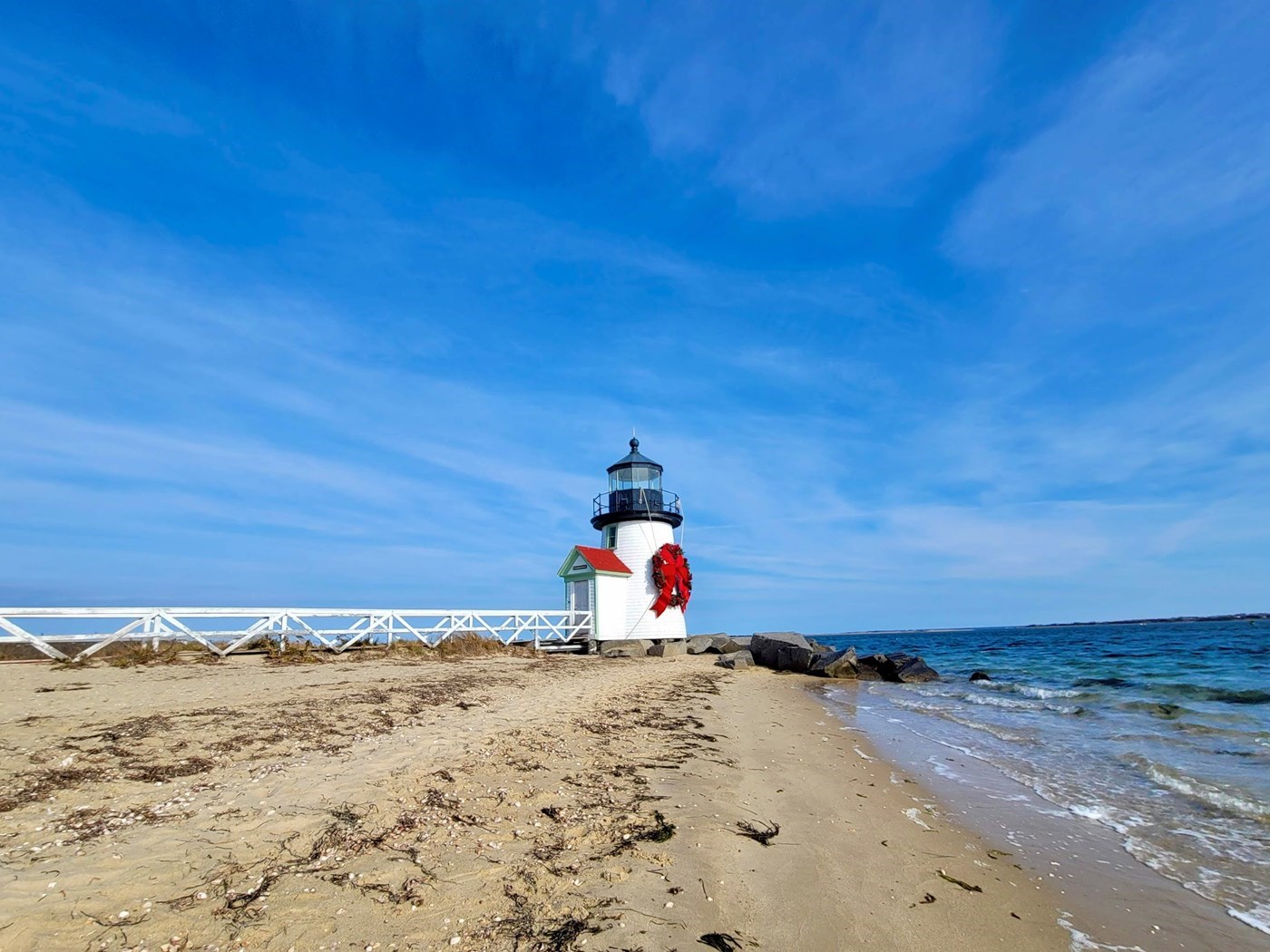 Newly built upscale beach home overlooking Colonial Acres beach!