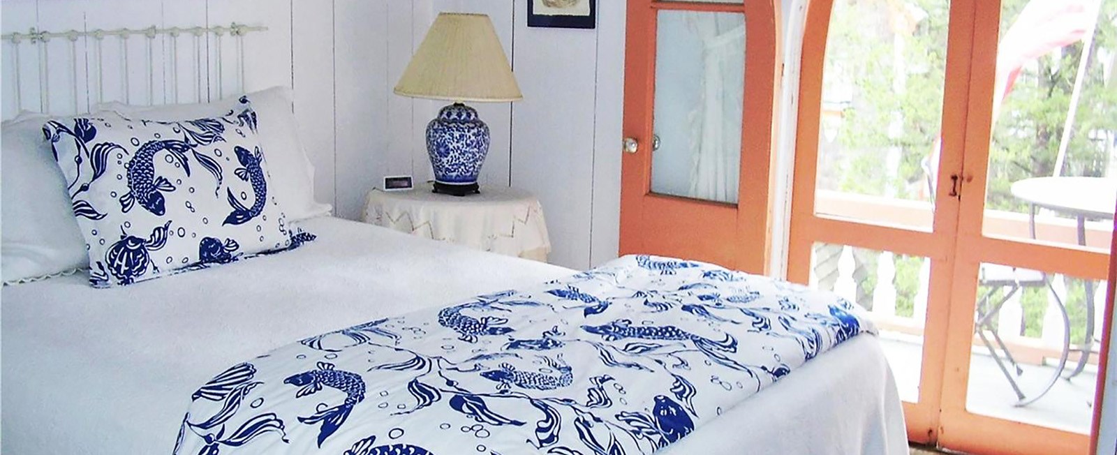 The Gingerbread Cottages of Oak Bluffs